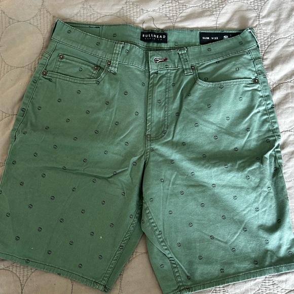 Bullhead | Shorts | Green Smiley Face Shorts | Poshmark